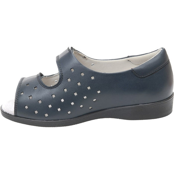 Vamos. The sports shoe designed for you